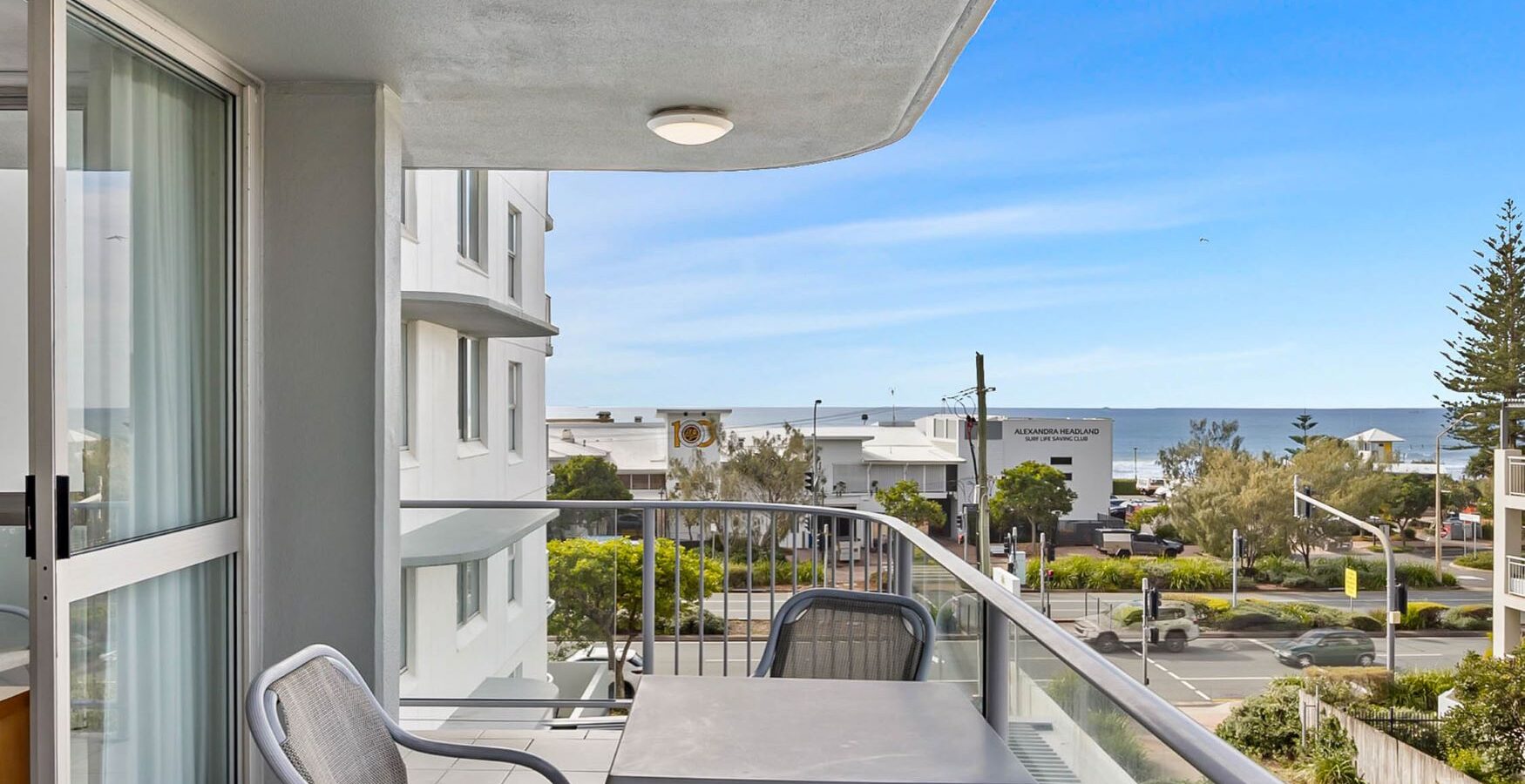 Mandolin Beachfront Resort - Alexandra Headlands Accommodation